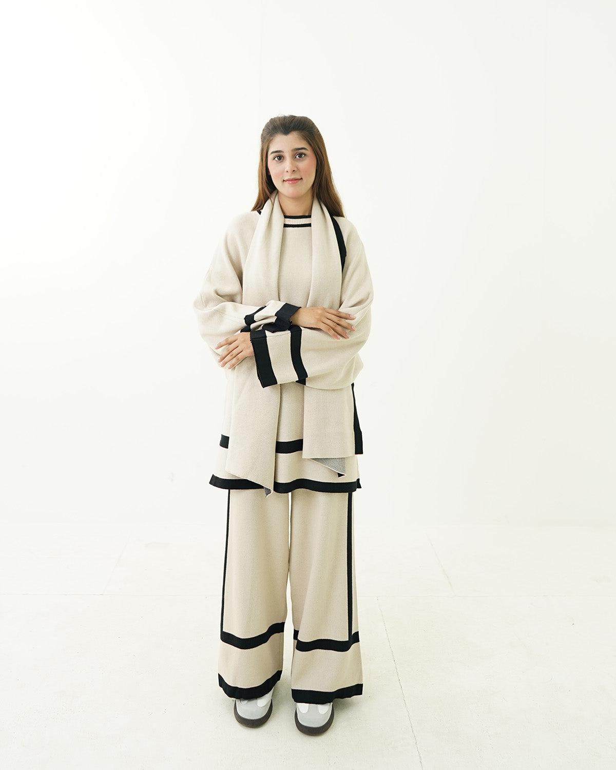 Skin Elegance 3-Piece Co-Ord Set with Black Borders – Al Janat ...